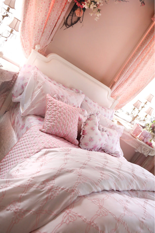 Floral Printed Quilt | LoveShackFancy.com